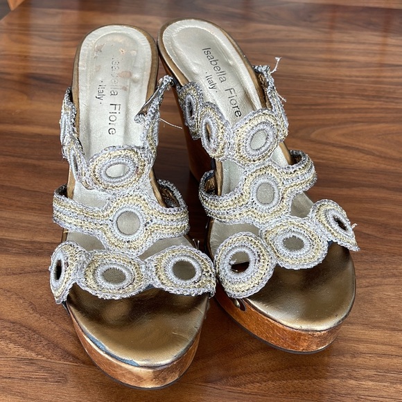 Isabella Fiore | Shoes | Isabella Fiore Twotone Wedge Sandals | Poshmark